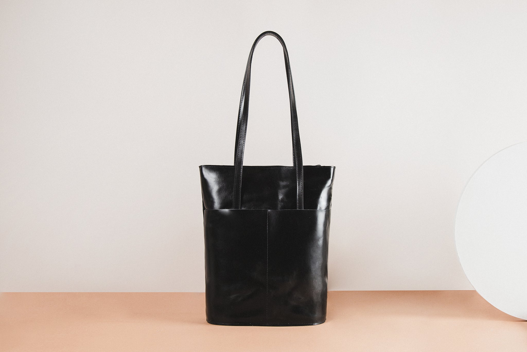Model Tote